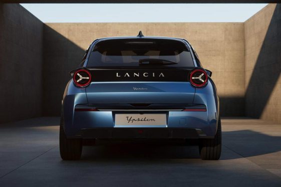 Lancia Ypsilon : photos officielles et ouverture des commandes en ...