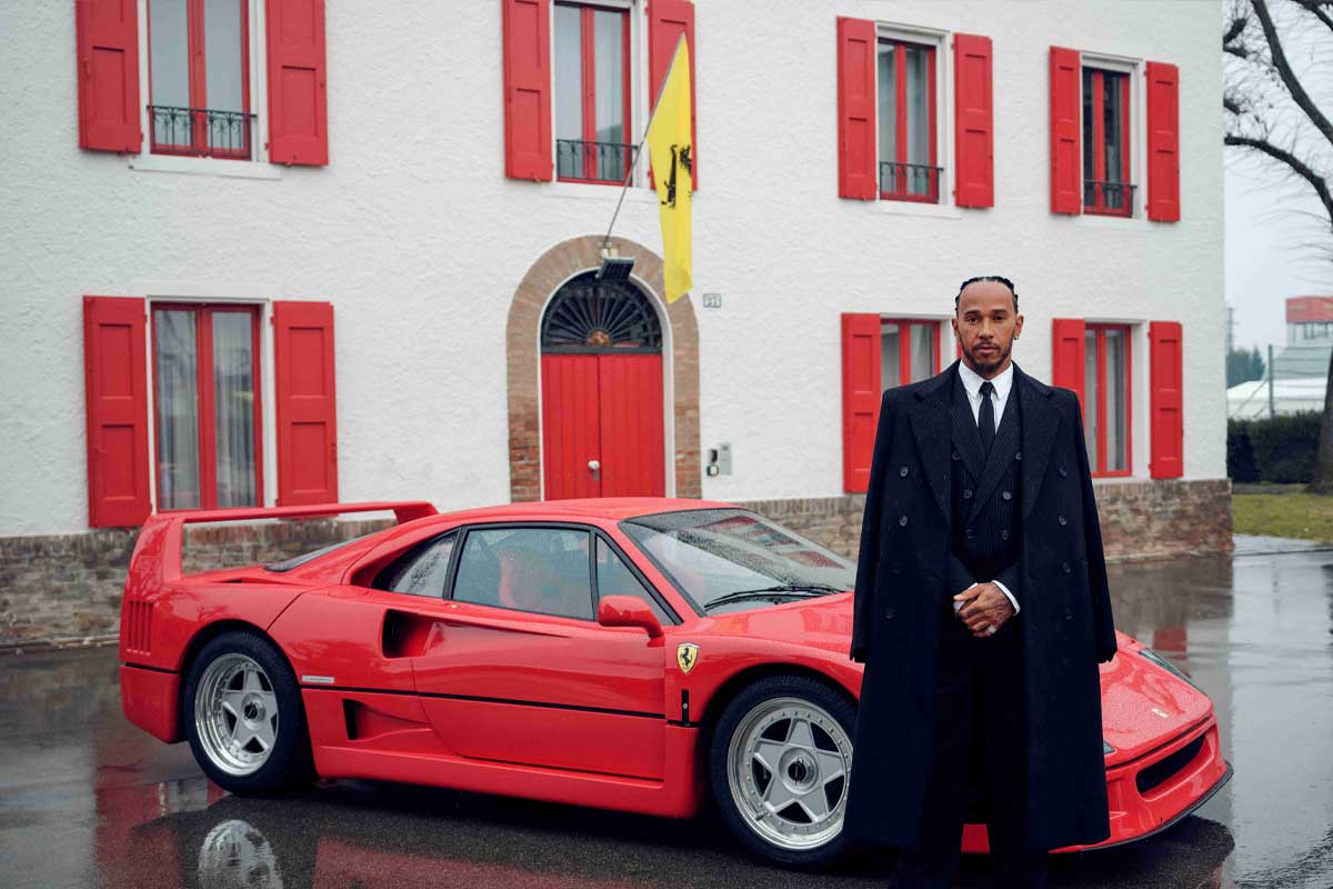 Lewis Hamilton vendeu toda a sua coleção de carros, incluindo um ...