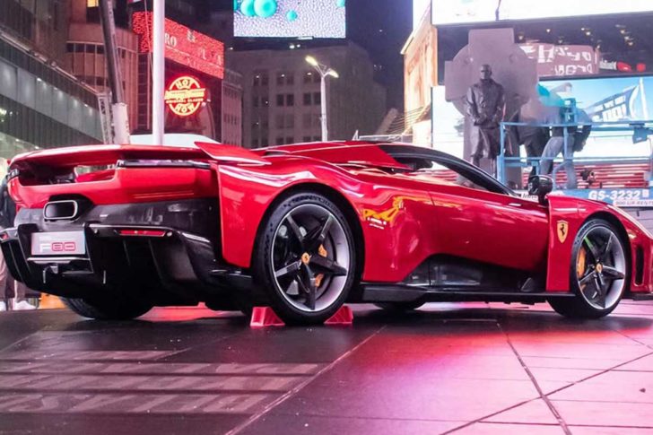 Ferrari: ecco i 4 nuovi modelli che saranno presentati nel 2025 ...