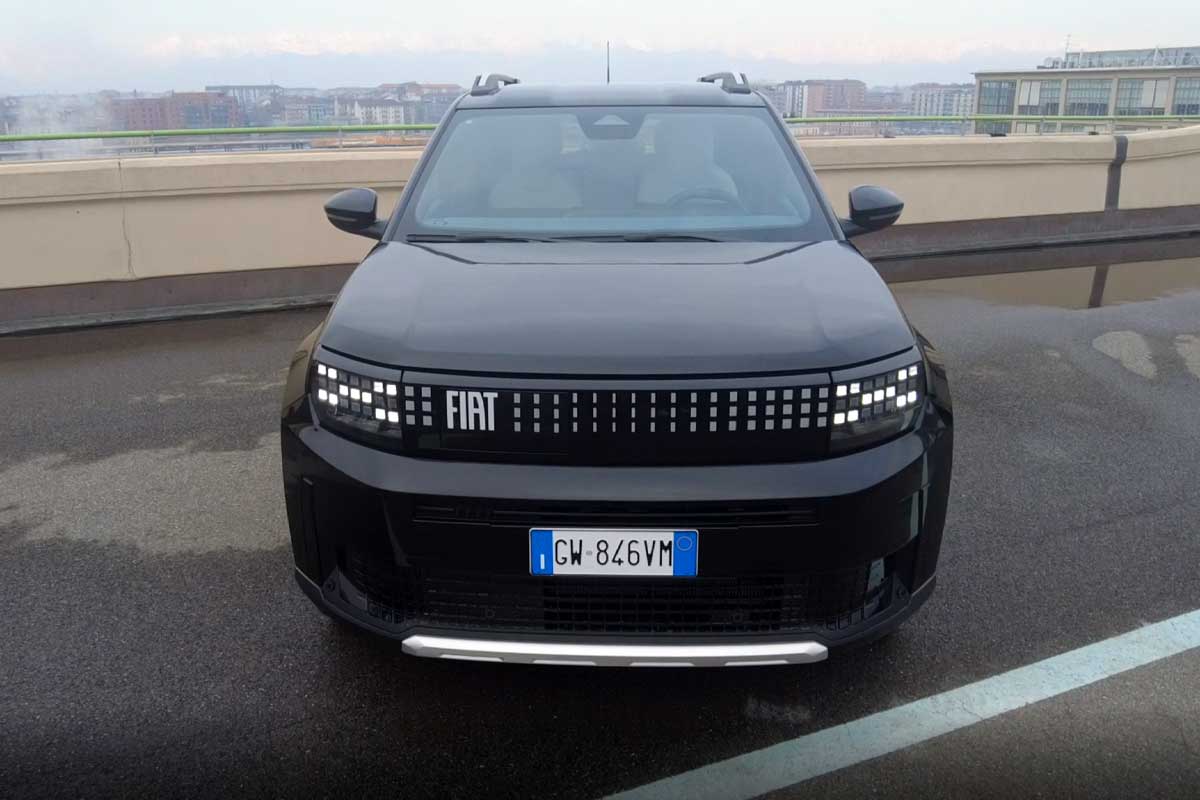 Essai Fiat Grande Panda électrique : agile comme un chat, malin comme ...