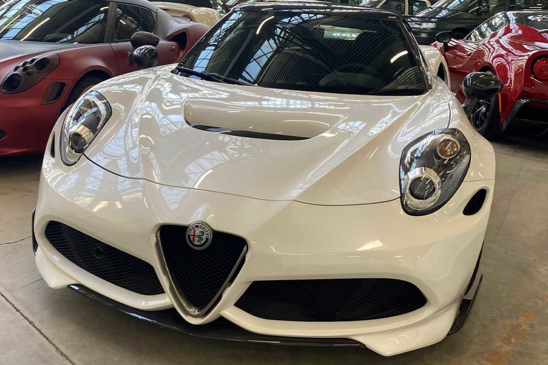 Alfa Romeo 4C Quadrifoglio : on a vu ce modèle très rare et jamais ...