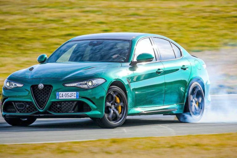 Alfa Romeo: CEO confirma Quadrifoglio a gasolina e elétrico - ItalPassion