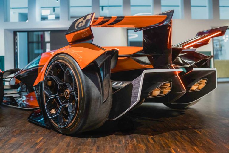 Lamborghini Vision GT: science fiction made real! What if it were the ...