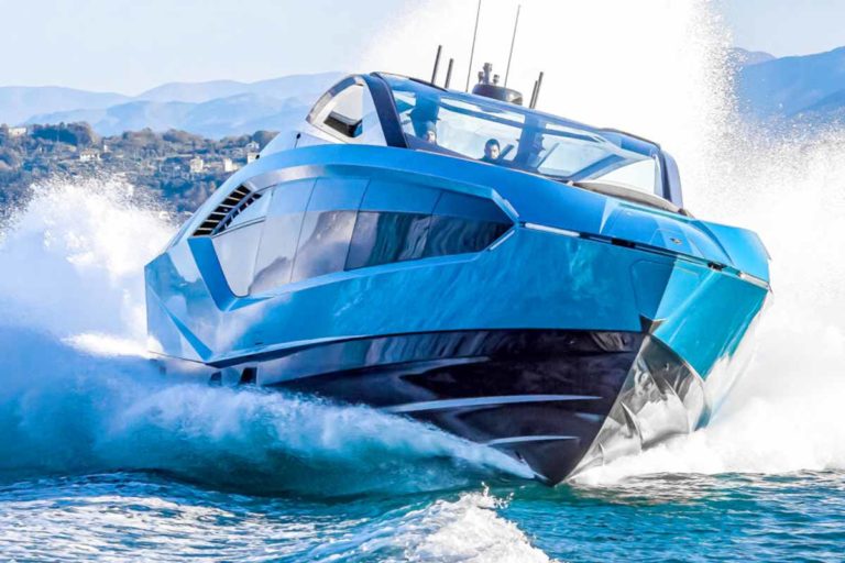 He buys himself a €4 million Lamborghini boat (with two V12 engines ...