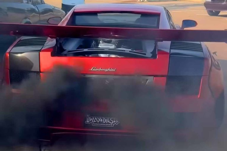This Lamborghini isn't broken down: it's powered by a 5.9L, 1500hp ...