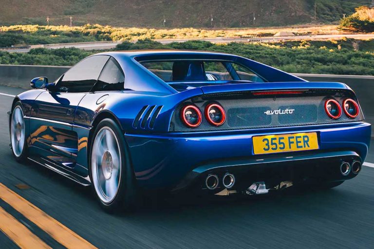 Evoluto gives the Ferrari F355 a restomod with a V8 boosted to 500 hp ...