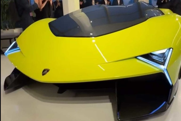 Lamborghini celebrates anniversary with groundbreaking concept: "it ...