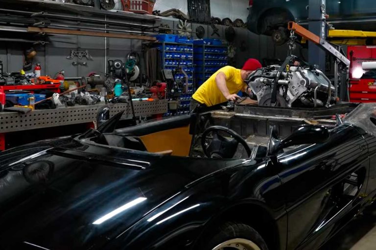 Ferrari's 400hp V8 motorcycle finally takes to the track! "Fantastic ...