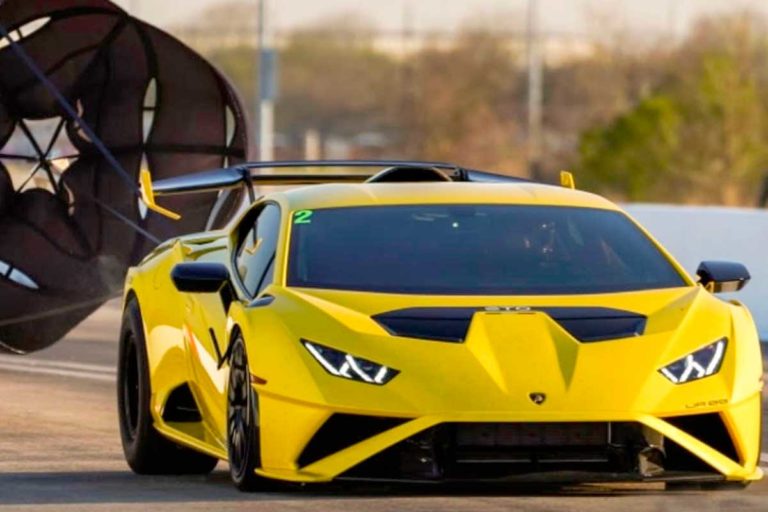 This Lamborghini Huracan STO with V10 engine prepared to 3500 hp, runs ...