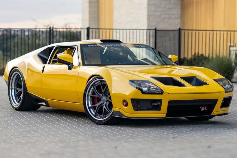 A DeTomaso Pantera "ADRNLN", with almost no original features, sold for ...