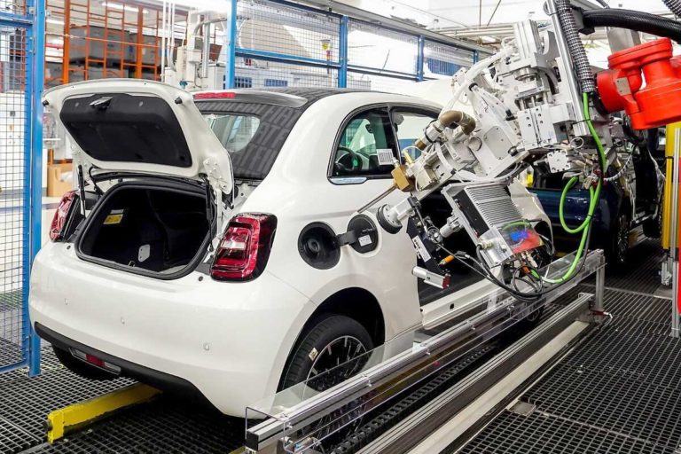 Stellantis: the STLA Large platform will have 4 versions, with ...