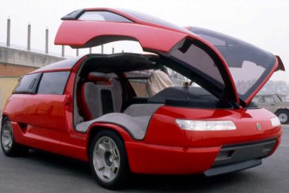 Lange vor den SUVs gab es diesen Minivan mit V12-Motor von Lamborghini ...
