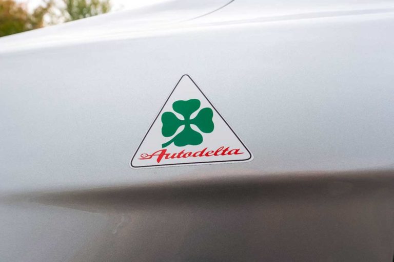 L'Alfa Romeo 147 GTA préparée par Autodelta : plus rapide qu'une BMW M3 ...