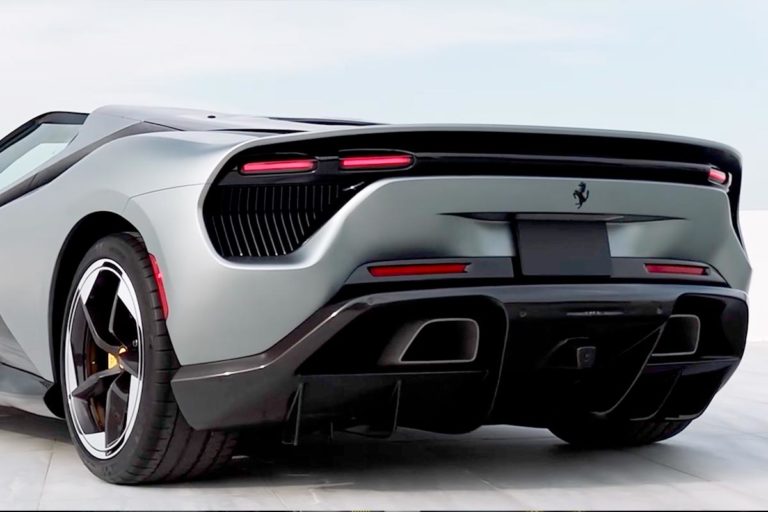 Este novo Ferrari é único no mundo... Sob a sua carroçaria futurista ...